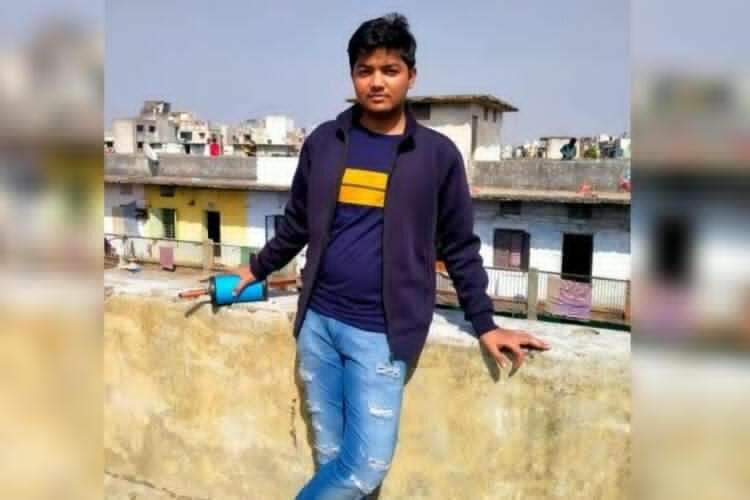 Did Caste Discrimination Lead To Darshan Solanki’s Death?