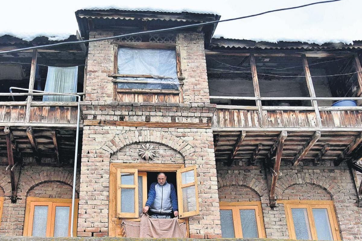 Fast Unto Death - What About Us, Ask Kashmir's Non-Migrant Pandit Families